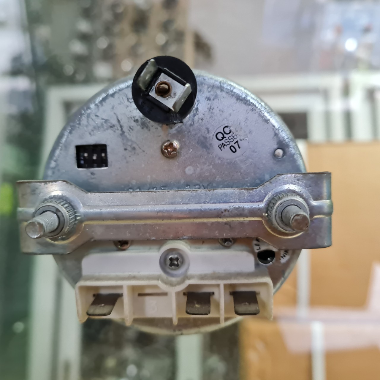 Tachometer Gauge (Electrical) - WANCHAI INSTRUMENT & ELECTRIC